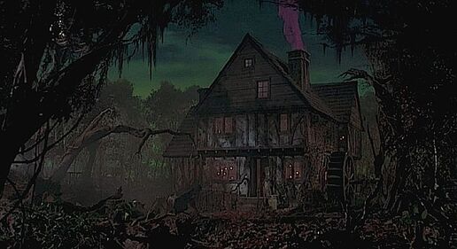 The Sanderson Sisters Cottage Disney Wiki Fandom Powered By Wikia