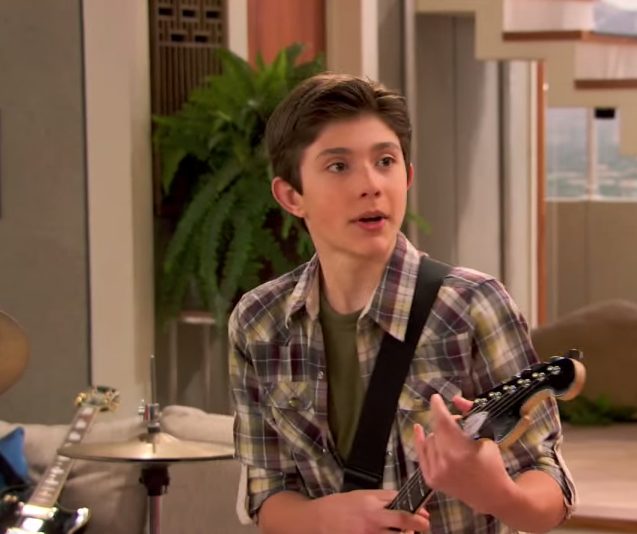 Marcus Davenport Disney Xds Lab Rats Wiki Fandom Powered By Wikia
