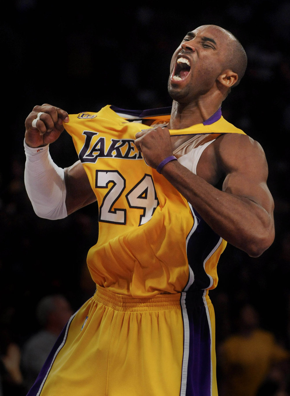Kobe Bryant | Modern Family Wiki | FANDOM powered by Wikia Kobe Bryant | Modern Family Wiki | FANDOM powered by Wikia