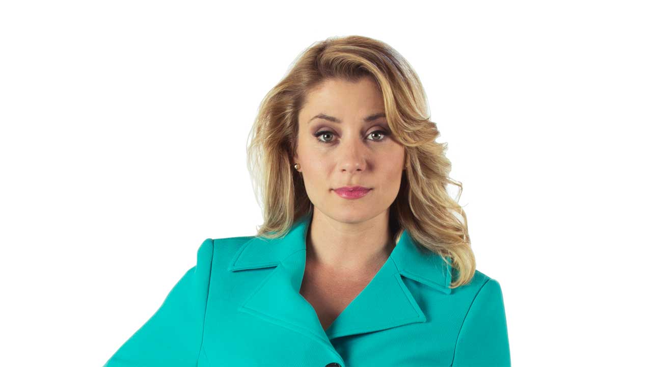 Leslie Bennett Republic Of Doyle Wiki Fandom Powered By Wikia