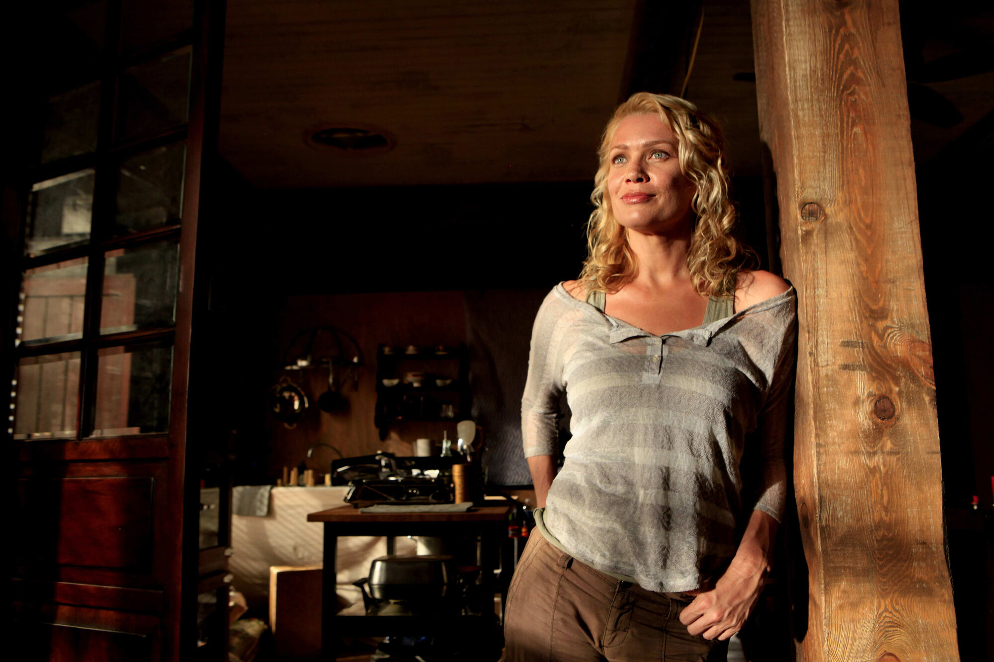 Image Andrea Temporada 3 Promo Walking Dead Wiki Fandom Powered By Wikia