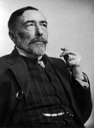 Alien(s) and Joseph Conrad : r/LV426