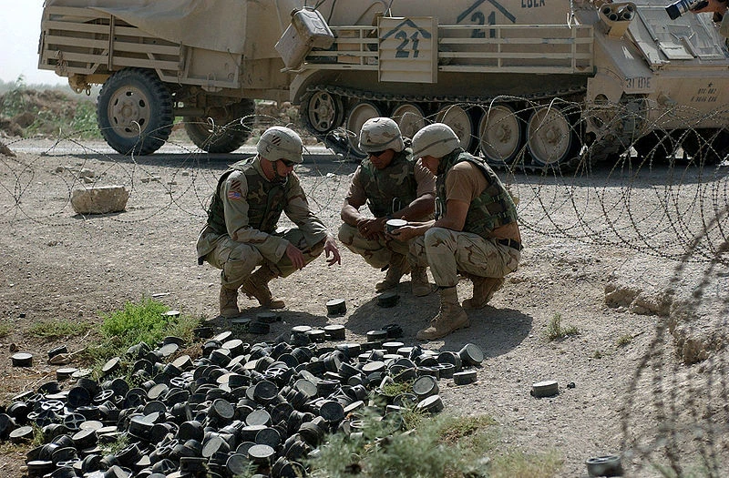 PMN Mine | Deadliest Warrior Wiki | FANDOM powered by Wikia