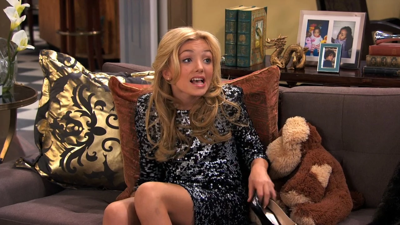 Image - Emma Ross15.jpg | Good Luck Jessie: NYC Christmas Wiki | FANDOM ...