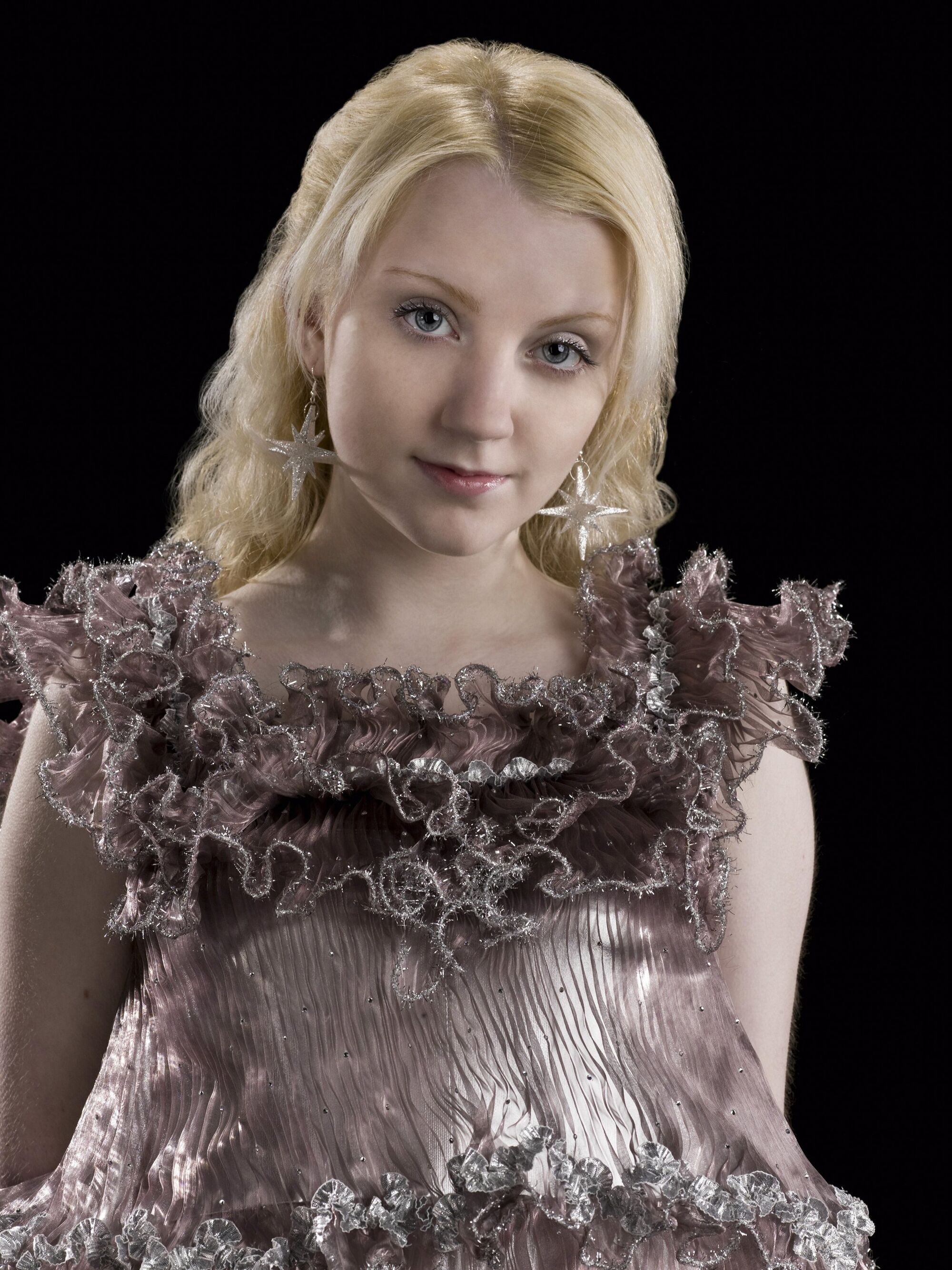 Luna Lovegoods Silver Star Earrings Harry Potter Wiki Fandom Powered By Wikia