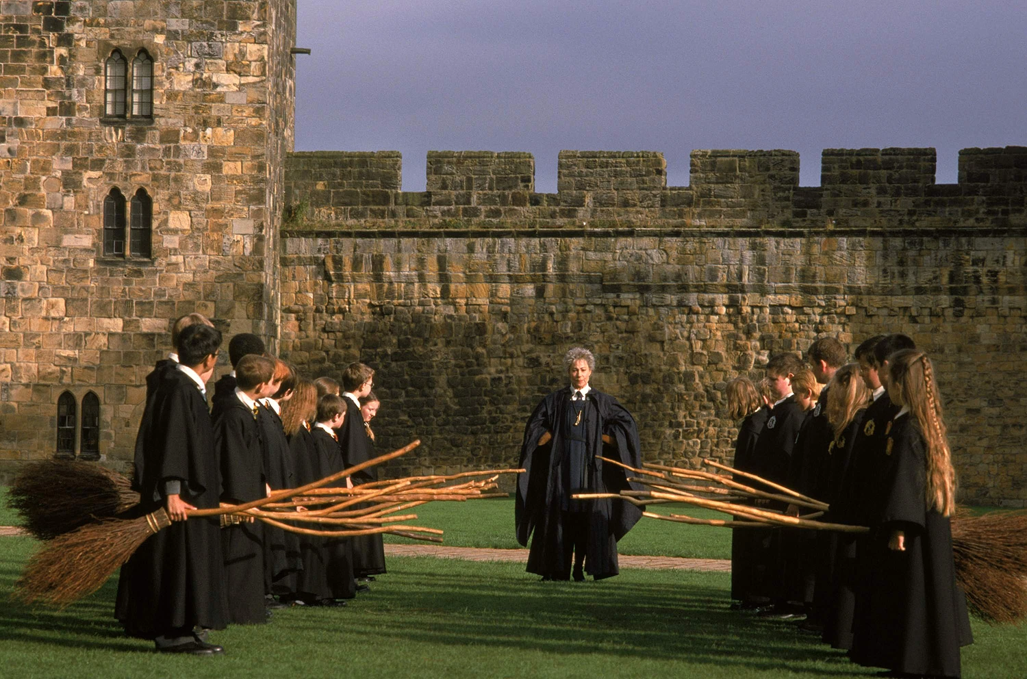 Image - Flying lesson with Madam Hooch.jpg | Harry Potter Wiki | FANDOM ...