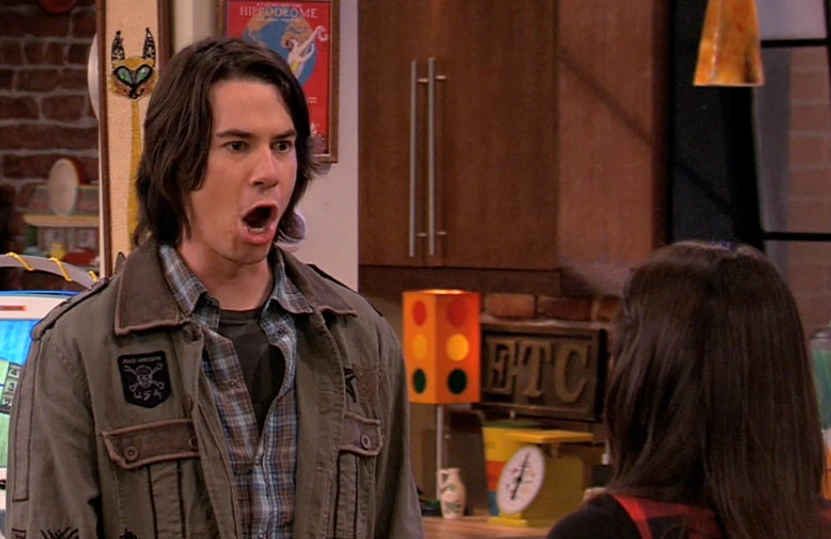 Image - Spencer wants the deets iTTK.png | iCarly Wiki | FANDOM powered ...