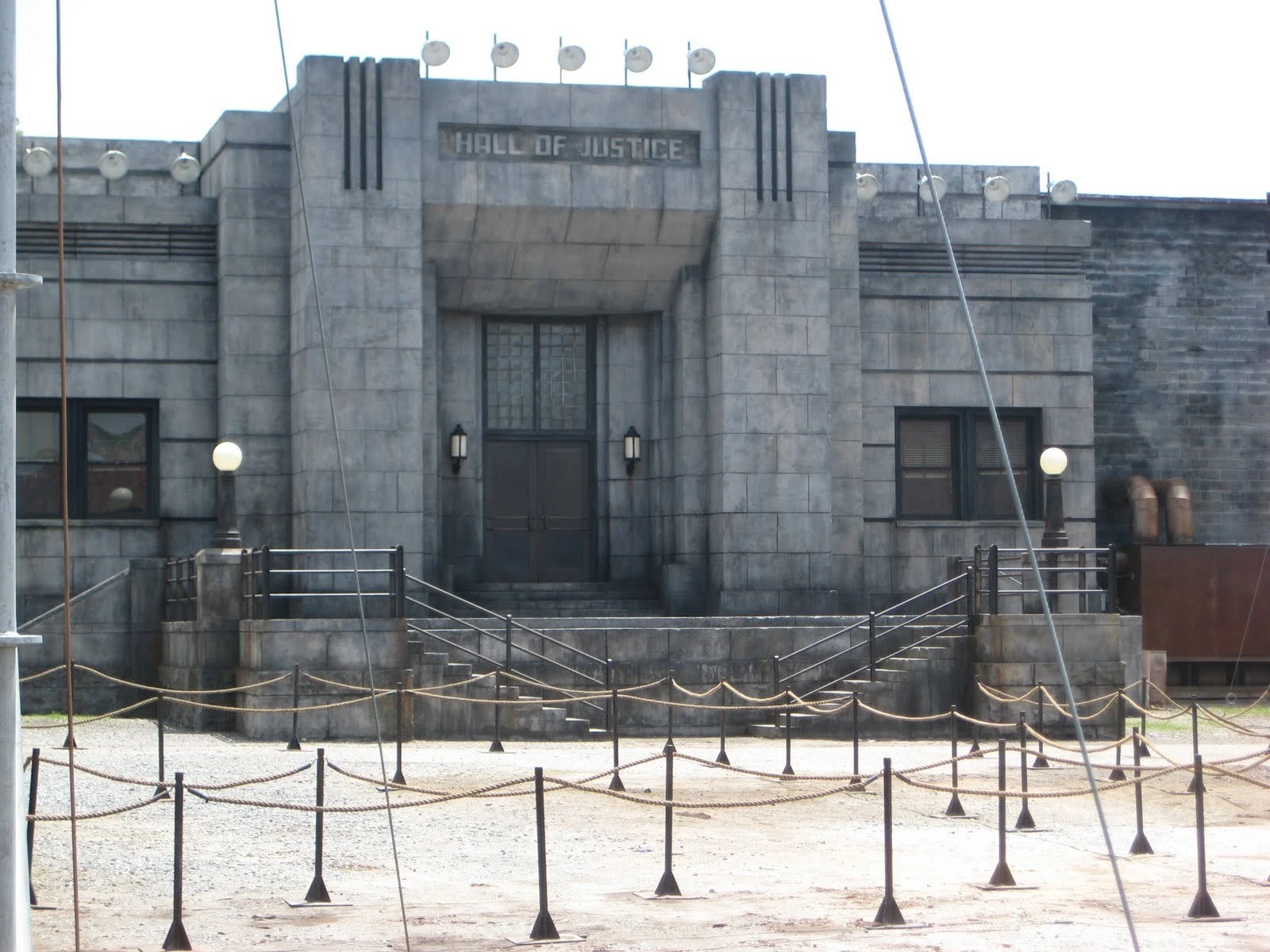 Image - District-12-Justice-Building-the-hunger-games-22430009-1600 ...