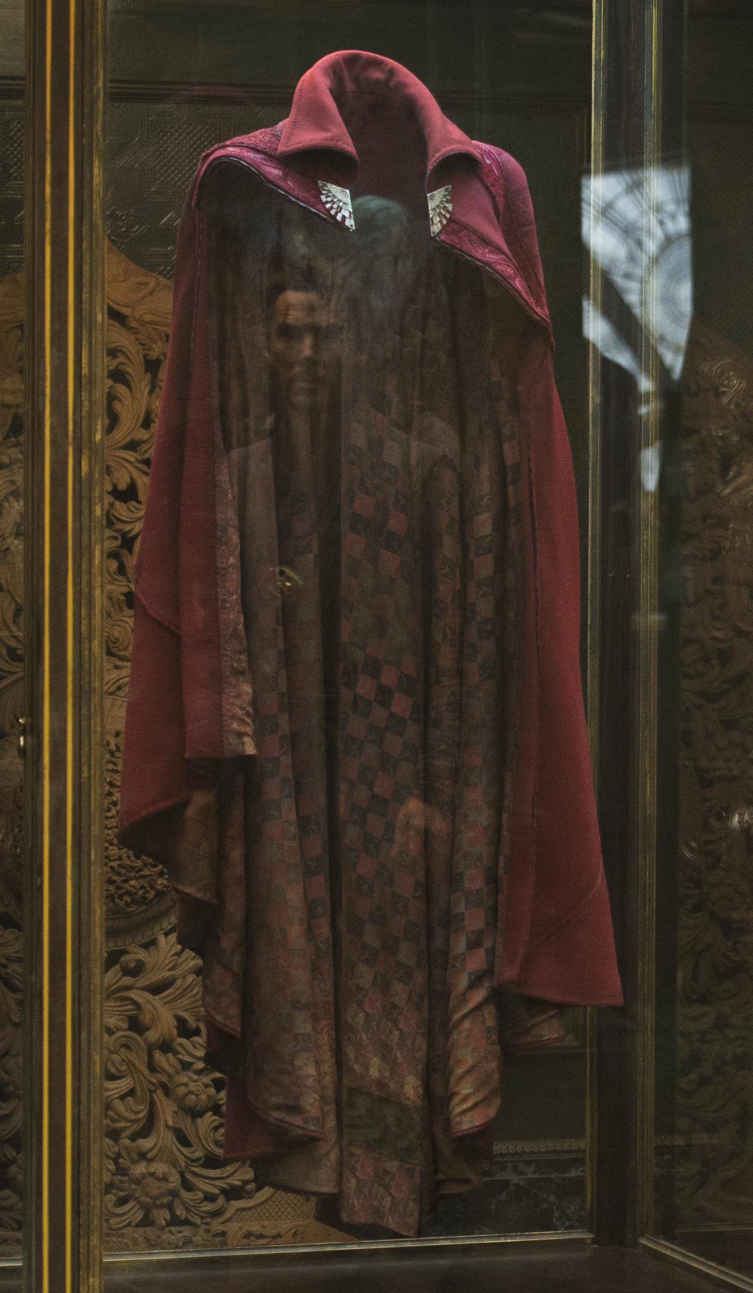 Cloak of Levitation | Marvel Cinematic Universe Wiki | FANDOM powered ...