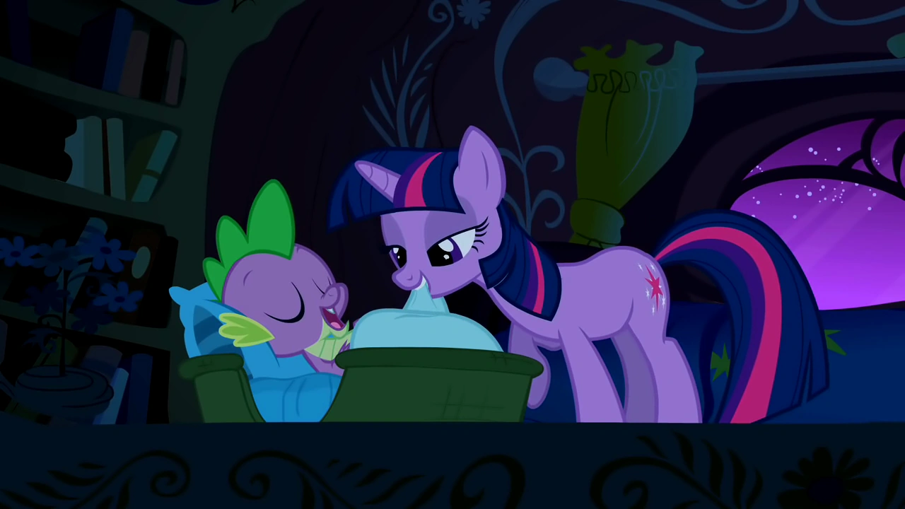 Image - Twilight puts Spike to bed S01E24.png | My Little Pony ...