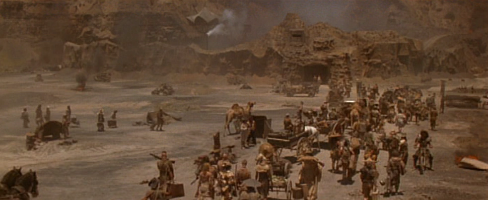 Origin of the Citadel and the Bullet Farm in Mad Max 3, Gas Town in Mad ...