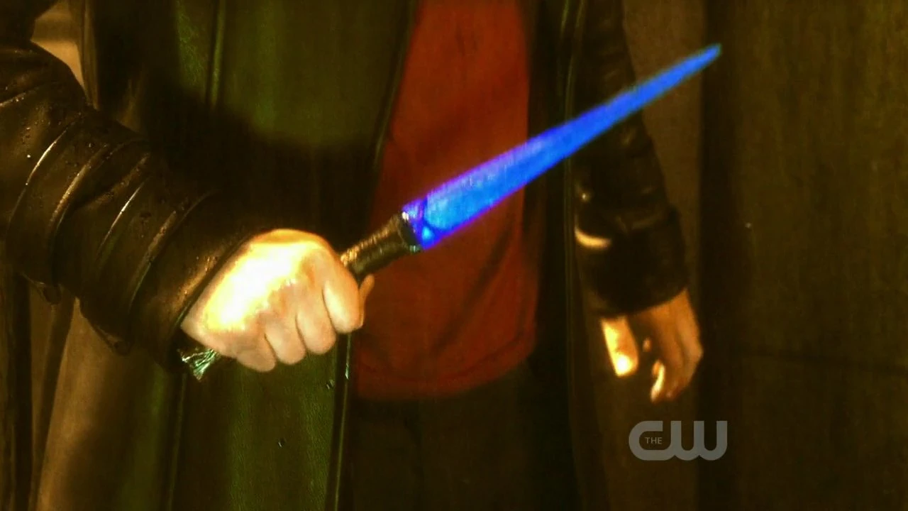 Kryptonite knife | Smallville Wiki | FANDOM powered by Wikia