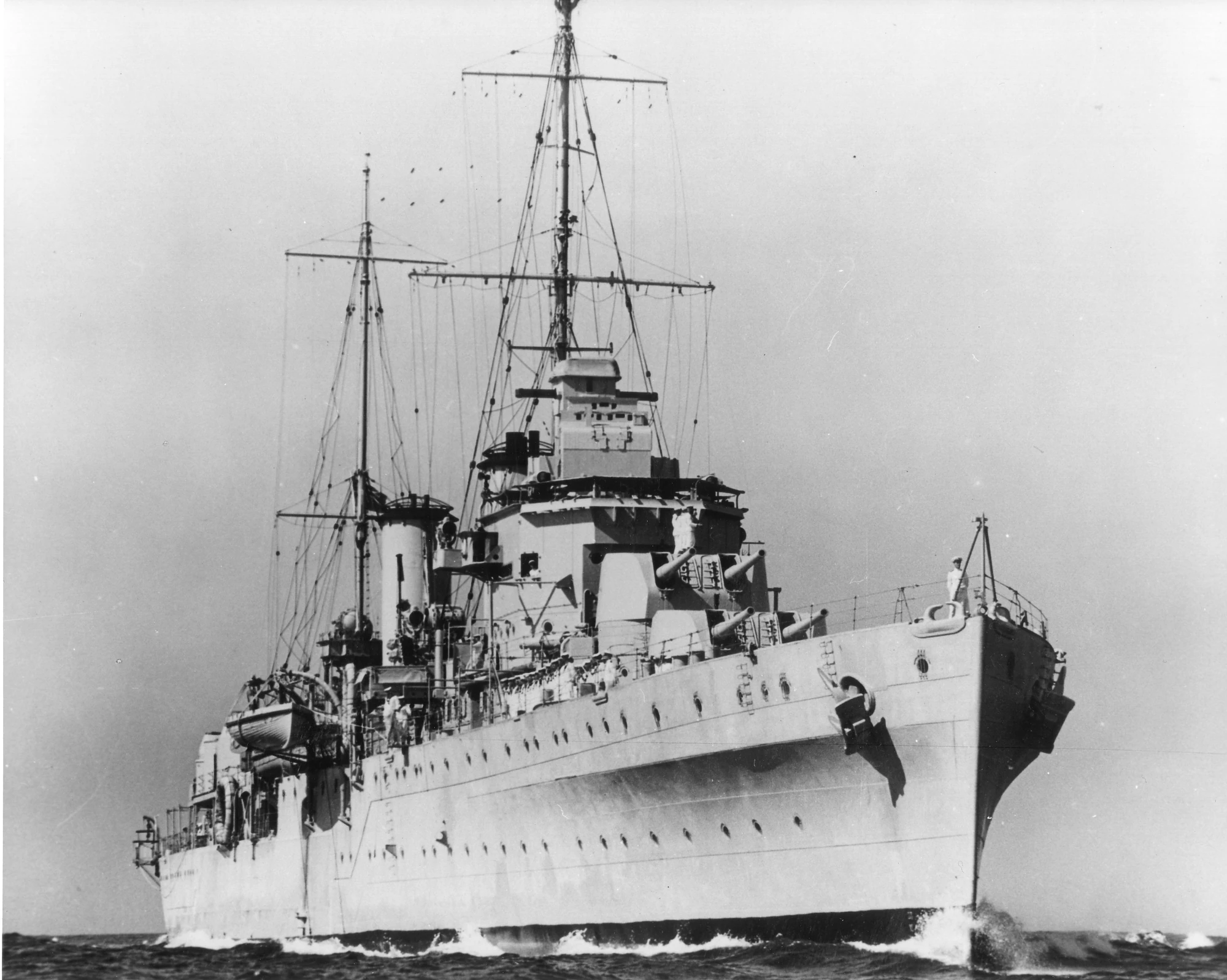 HMAS Perth (D29) | World War II Wiki | Fandom powered by Wikia